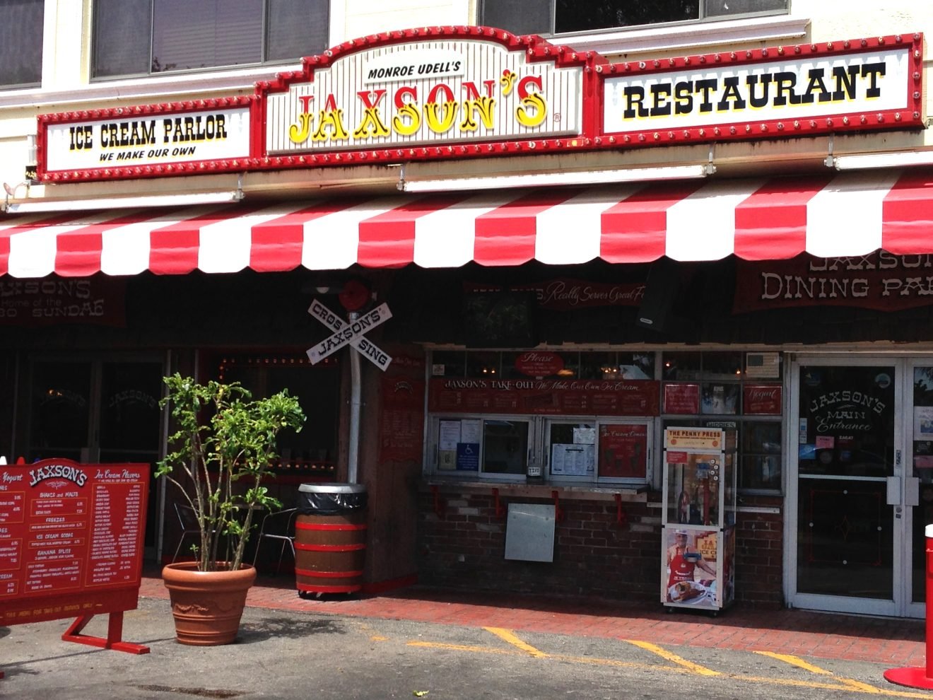 Happy Make Your Own Sundae Day! – Booklover's Bench